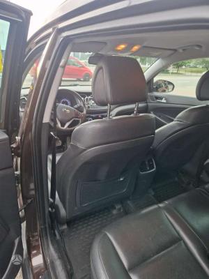Brūns Hyundai Tucson 2017 Šauļi, ar dzinēja tilpumu 1.69 L un nobraukumu 220 tūkst. km par 10900 €, foto 7 vietnē AUTOMOTO.COM.LV