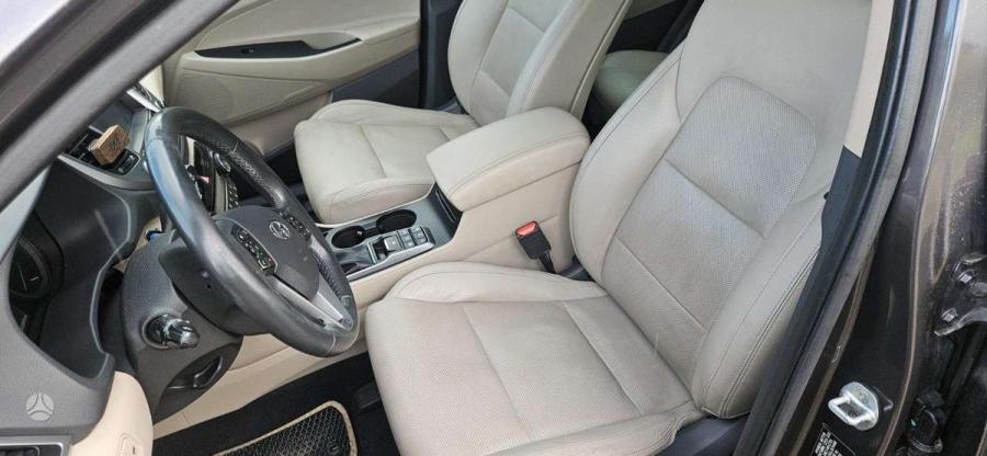 Brūns Hyundai Tucson 2018 Ukmergė, ar dzinēja tilpumu 1.69 L un nobraukumu 300 tūkst. km par 12300 €, foto 10 vietnē AUTOMOTO.COM.LV