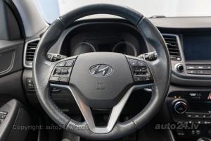 Brown Hyundai Tucson 2016 in Johvi, with an engine capacity of 1.60 L and mileage of 81 thousand km for 12800 €, photo 14 on AUTOMOTO.COM.LV
