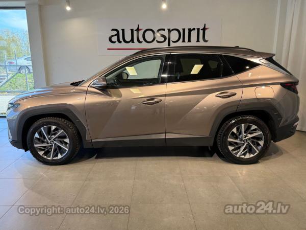 Brūns Hyundai Tucson 2022 Tallina, ar dzinēja tilpumu 1.60 L un nobraukumu 126 tūkst. km par 20490 €, foto 3 vietnē AUTOMOTO.COM.LV
