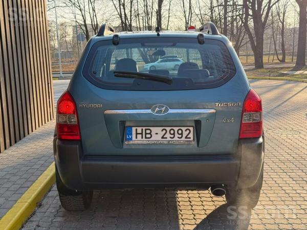 Hyundai Tucson 2005 Rīga, ar dzinēja tilpumu 2.00 L un nobraukumu 152 tūkst. km par 2990 €, foto 10 vietnē AUTOMOTO.COM.LV