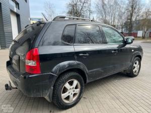 Hyundai Tucson 2005 Viļņa, ar dzinēja tilpumu 2.00 L un nobraukumu 200 tūkst. km par 1850 €, foto 4 vietnē AUTOMOTO.COM.LV