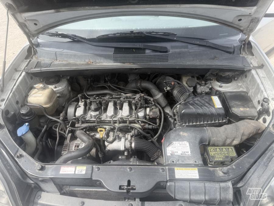Hyundai Tucson 2005 in Siauliai, with an engine capacity of 2.00 L and mileage of 457 thousand km for 800 €, photo 10 on AUTOMOTO.COM.LV