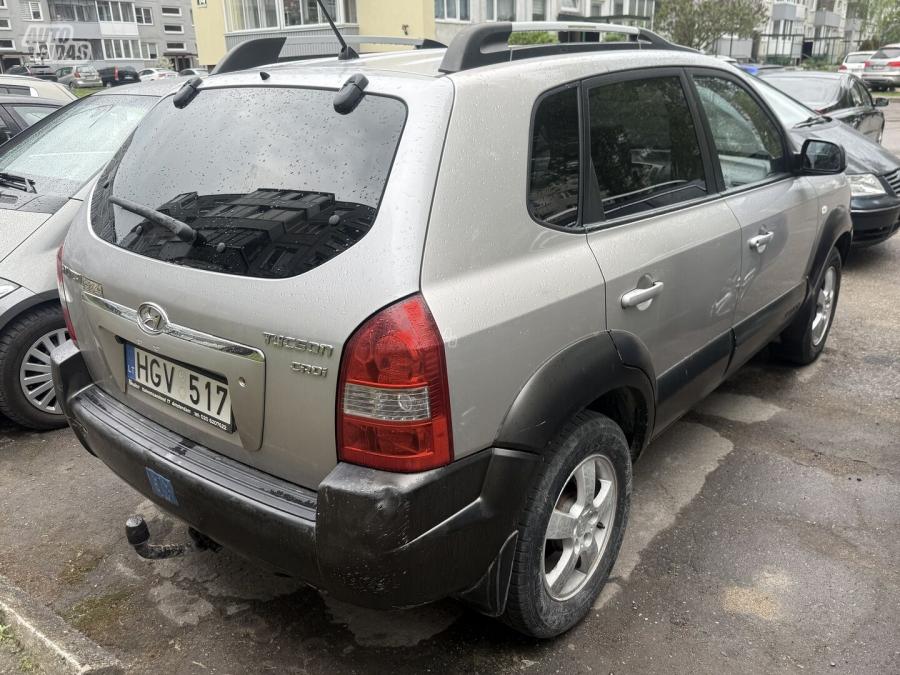 Hyundai Tucson 2005 Šauļi, ar dzinēja tilpumu 2.00 L un nobraukumu 465 tūkst. km par 2200 €, foto 4 vietnē AUTOMOTO.COM.LV