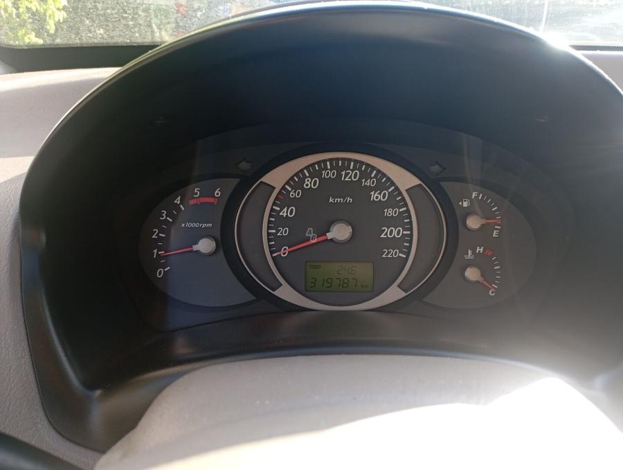 Hyundai Tucson 2005 Kauņa, ar dzinēja tilpumu 2.00 L un nobraukumu 319 tūkst. km par 1900 €, foto 7 vietnē AUTOMOTO.COM.LV