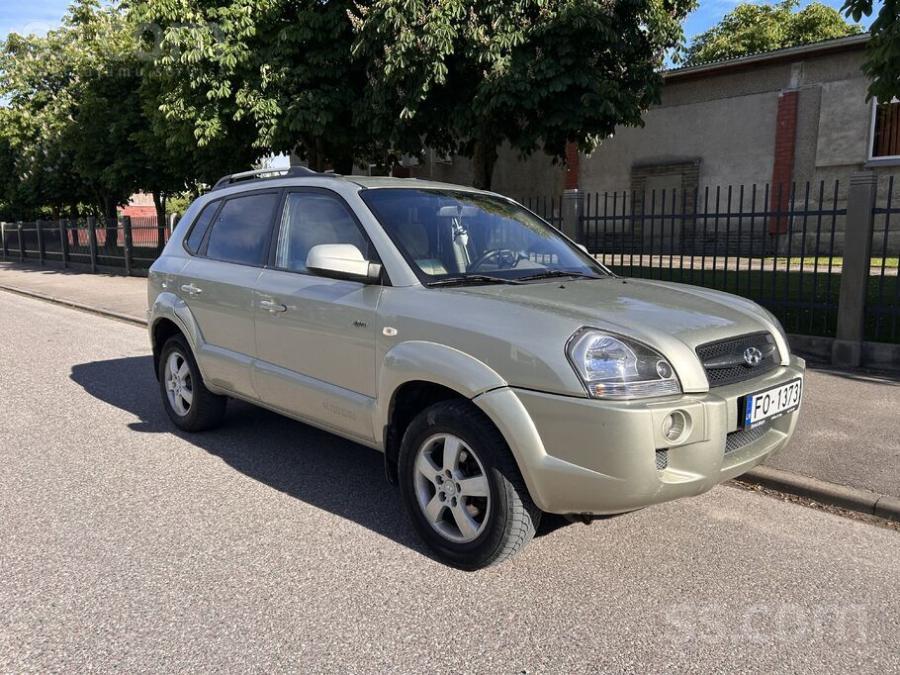 Hyundai Tucson 2005 Liepāja, ar dzinēja tilpumu 2.00 L un nobraukumu 216 tūkst. km par 2500 €, foto 3 vietnē AUTOMOTO.COM.LV