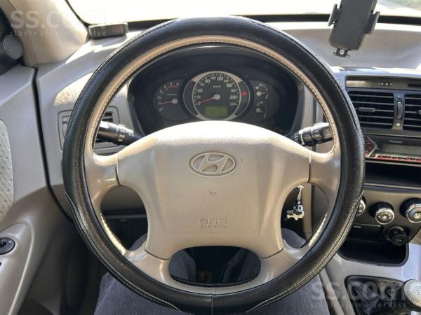Hyundai Tucson 2005 Liepāja, ar dzinēja tilpumu 2.00 L un nobraukumu 216 tūkst. km par 2500 €, foto 5 vietnē AUTOMOTO.COM.LV
