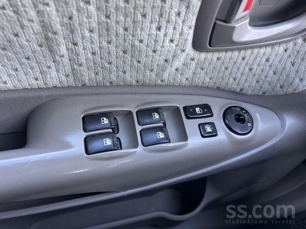Hyundai Tucson 2005 Liepāja, ar dzinēja tilpumu 2.00 L un nobraukumu 216 tūkst. km par 2500 €, foto 9 vietnē AUTOMOTO.COM.LV