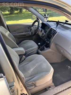 Hyundai Tucson 2005 Liepāja, ar dzinēja tilpumu 2.00 L un nobraukumu 216 tūkst. km par 2500 €, foto 16 vietnē AUTOMOTO.COM.LV