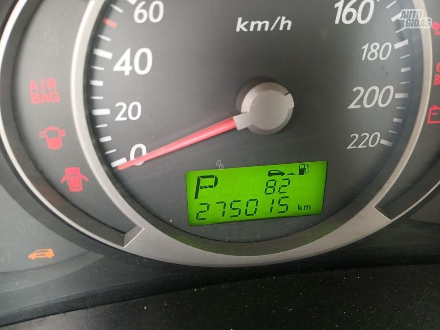 Hyundai Tucson 2005 in Panevezys, with an engine capacity of 2.00 L and mileage of 261 thousand km for 2050 €, photo 9 on AUTOMOTO.COM.LV