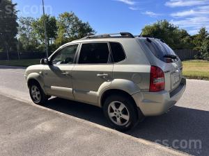 Hyundai Tucson 2005 Liepāja, ar dzinēja tilpumu 2.00 L un nobraukumu 216 tūkst. km par 2400 €, foto 3 vietnē AUTOMOTO.COM.LV