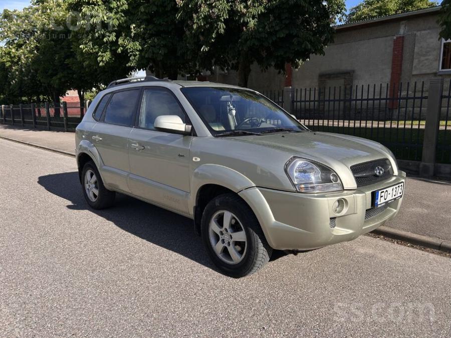 Hyundai Tucson 2005 Liepāja, ar dzinēja tilpumu 2.00 L un nobraukumu 216 tūkst. km par 2400 €, foto 4 vietnē AUTOMOTO.COM.LV