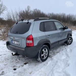 Hyundai Tucson 2006 in Siauliai, with an engine capacity of 2.70 L and mileage of 145 thousand km for 2199 €, photo 6 on AUTOMOTO.COM.LV