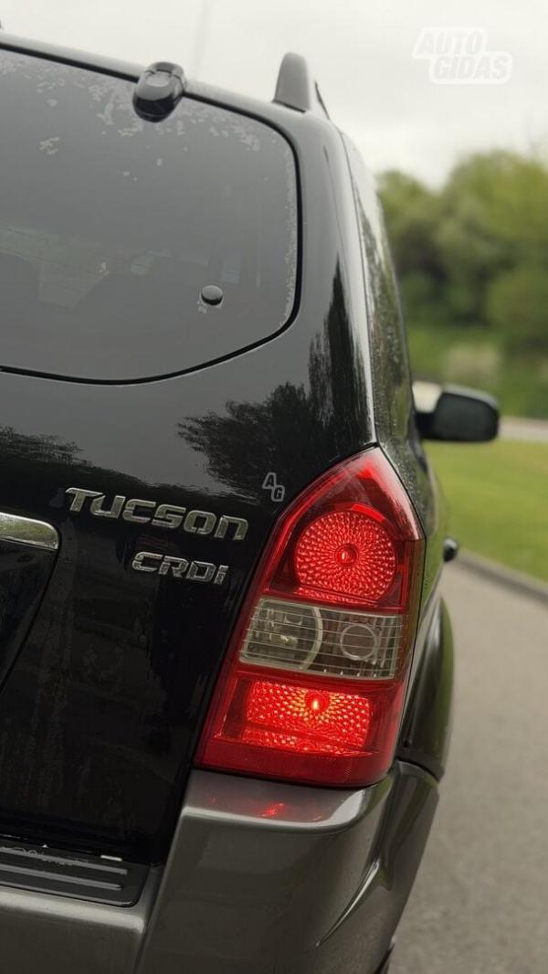 Hyundai Tucson 2006 in Vilnius, with an engine capacity of 2.00 L and mileage of 320 thousand km for 2200 €, photo 6 on AUTOMOTO.COM.LV
