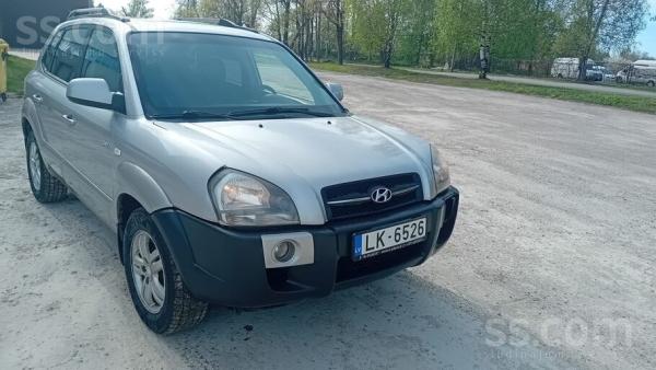 Hyundai Tucson 2006 Rīga, ar dzinēja tilpumu 2.00 L un nobraukumu 0 tūkst. km par 1800 €, foto 1 vietnē AUTOMOTO.COM.LV
