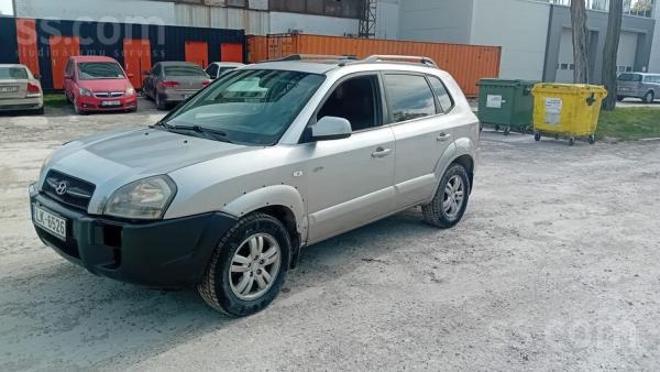 Hyundai Tucson 2006 Rīga, ar dzinēja tilpumu 2.00 L un nobraukumu 0 tūkst. km par 1800 €, foto 3 vietnē AUTOMOTO.COM.LV
