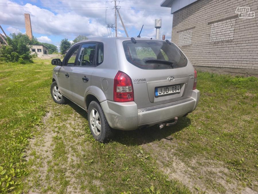 Хендай Туксон 2006 в Игналина, объемом двигателя 2.00 л и пробегом 285 тыс. км за 1650 €, фото 3 на AUTOMOTO.COM.LV