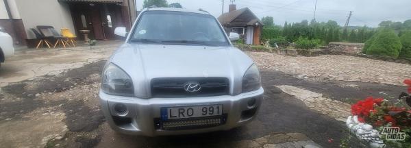 Hyundai Tucson 2006 in Kelme, with an engine capacity of 2.00 L and mileage of 364 thousand km for 2500 €, photo 1 on AUTOMOTO.COM.LV