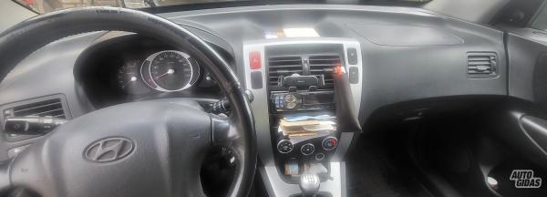 Hyundai Tucson 2006 in Kelme, with an engine capacity of 2.00 L and mileage of 364 thousand km for 2500 €, photo 7 on AUTOMOTO.COM.LV