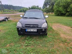 Хендай Туксон 2006 в Вильнюс, объемом двигателя 2.70 л и пробегом 90 тыс. км за 1100 €, фото 4 на AUTOMOTO.COM.LV
