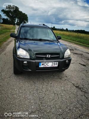 Hyundai Tucson 2006 in Vilnius, with an engine capacity of 2.00 L and mileage of 257 thousand km for 2200 €, photo 4 on AUTOMOTO.COM.LV