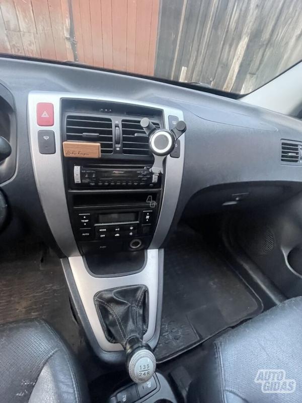 Hyundai Tucson 2006 Viļņa, ar dzinēja tilpumu 2.00 L un nobraukumu 257 tūkst. km par 2200 €, foto 7 vietnē AUTOMOTO.COM.LV