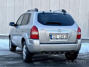 Hyundai Tucson 2007 Rīga, ar dzinēja tilpumu 2.70 L un nobraukumu 254 tūkst. km par 2950 €, foto 3 vietnē AUTOMOTO.COM.LV