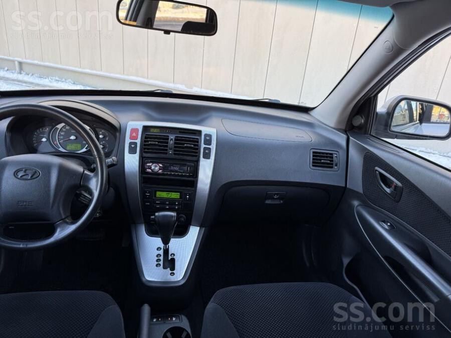 Hyundai Tucson 2007 Rīga, ar dzinēja tilpumu 2.70 L un nobraukumu 254 tūkst. km par 2950 €, foto 15 vietnē AUTOMOTO.COM.LV