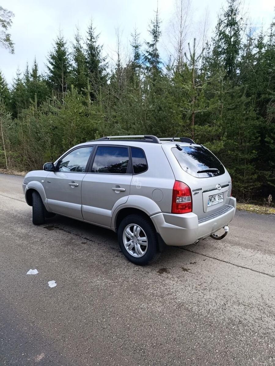 Hyundai Tucson 2007 in Salcininkai, with an engine capacity of 2.00 L and mileage of 170 thousand km for 2999 €, photo 4 on AUTOMOTO.COM.LV