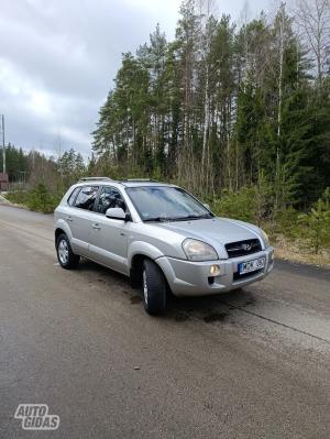 Hyundai Tucson 2007 in Salcininkai, with an engine capacity of 2.00 L and mileage of 170 thousand km for 2950 €, photo  on AUTOMOTO.COM.LV