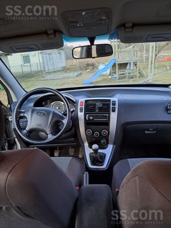 Hyundai Tucson 2007 Rīga, ar dzinēja tilpumu 2.00 L un nobraukumu 240 tūkst. km par 1800 €, foto 3 vietnē AUTOMOTO.COM.LV