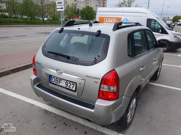 Hyundai Tucson 2007 in Siauliai, with an engine capacity of 2.70 L and mileage of 226 thousand km for 3250 €, photo 2 on AUTOMOTO.COM.LV