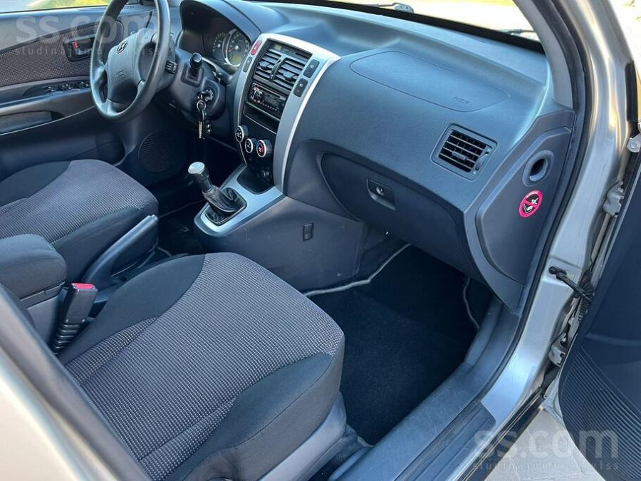 Hyundai Tucson 2007 Cēsis, ar dzinēja tilpumu 2.00 L un nobraukumu 223 tūkst. km par 3450 €, foto 9 vietnē AUTOMOTO.COM.LV