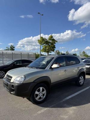 Hyundai Tucson 2007 in Vilnius, with an engine capacity of 1.99 L and mileage of 163 thousand km for 2500 €, photo 3 on AUTOMOTO.COM.LV