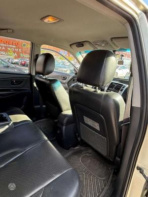 Hyundai Tucson 2007 in Vilnius, with an engine capacity of 1.99 L and mileage of 163 thousand km for 2500 €, photo 10 on AUTOMOTO.COM.LV