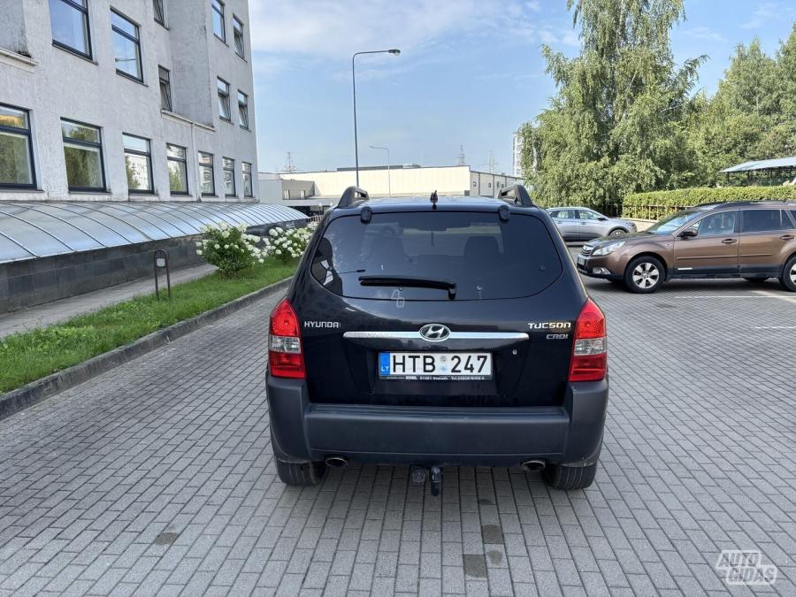 Hyundai Tucson 2007 in Vilnius, with an engine capacity of 2.00 L and mileage of 300 thousand km for 1800 €, photo 7 on AUTOMOTO.COM.LV