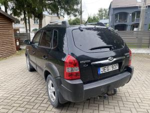 Hyundai Tucson 2007 in Prienai, with an engine capacity of 2.00 L and mileage of 264 thousand km for 1999 €, photo 7 on AUTOMOTO.COM.LV