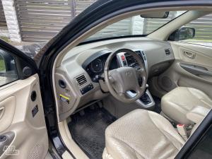 Hyundai Tucson 2007 in Prienai, with an engine capacity of 2.00 L and mileage of 264 thousand km for 1999 €, photo 9 on AUTOMOTO.COM.LV