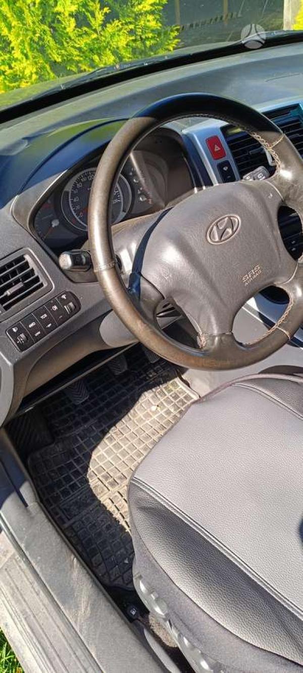 Hyundai Tucson 2007 in Kaunas, with an engine capacity of 1.99 L and mileage of 265 thousand km for 3000 €, photo 7 on AUTOMOTO.COM.LV