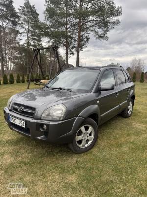 Hyundai Tucson 2008 Viļņa, ar dzinēja tilpumu 2.00 L un nobraukumu 3 tūkst. km par 3300 €, foto  vietnē AUTOMOTO.COM.LV