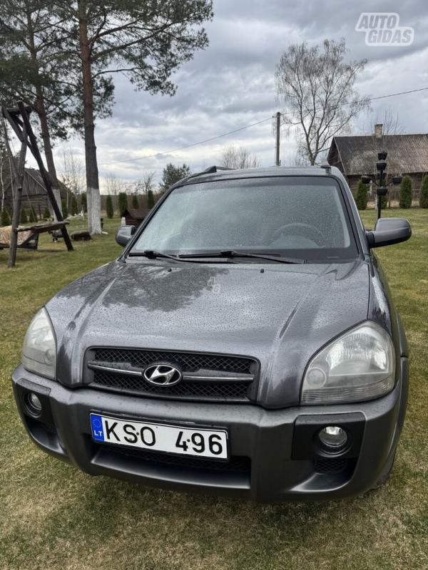 Hyundai Tucson 2008 in Vilnius, with an engine capacity of 2.00 L and mileage of 3 thousand km for 3300 €, photo 2 on AUTOMOTO.COM.LV