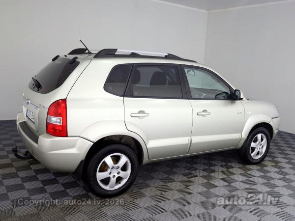 Hyundai Tucson 2008 in Tallinn, with an engine capacity of 2.00 L and mileage of 159 thousand km for 2299 €, photo 3 on AUTOMOTO.COM.LV