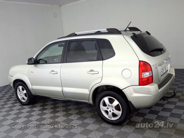 Hyundai Tucson 2008 in Tallinn, with an engine capacity of 2.00 L and mileage of 159 thousand km for 2299 €, photo 4 on AUTOMOTO.COM.LV