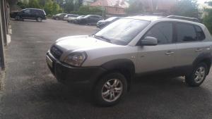 Hyundai Tucson 2008 in Vilnius, with an engine capacity of 1.99 L and mileage of 272 thousand km for 2600 €, photo 6 on AUTOMOTO.COM.LV