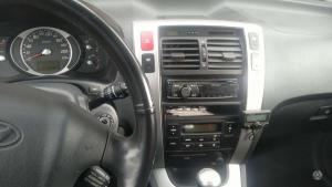 Hyundai Tucson 2008 in Vilnius, with an engine capacity of 1.99 L and mileage of 272 thousand km for 2600 €, photo 12 on AUTOMOTO.COM.LV