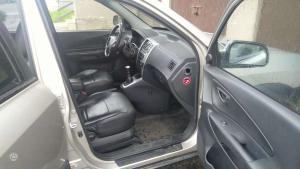 Hyundai Tucson 2008 in Vilnius, with an engine capacity of 1.99 L and mileage of 272 thousand km for 2600 €, photo 13 on AUTOMOTO.COM.LV