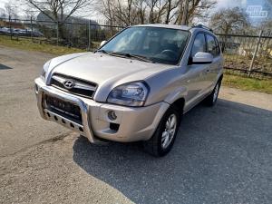 Hyundai Tucson 2009 in Marijampole, with an engine capacity of 2.00 L and mileage of 221 thousand km for 2799 €, photo 4 on AUTOMOTO.COM.LV
