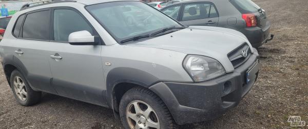Hyundai Tucson 2010 Kretinga, ar dzinēja tilpumu 2.00 L un nobraukumu 20 tūkst. km par 2750 €, foto 1 vietnē AUTOMOTO.COM.LV