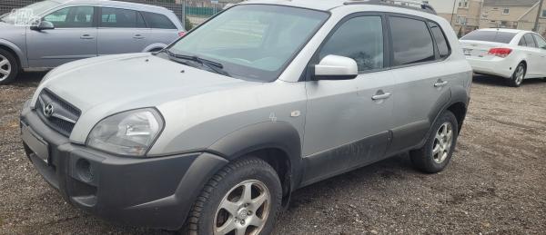 Hyundai Tucson 2010 Kretinga, ar dzinēja tilpumu 2.00 L un nobraukumu 20 tūkst. km par 2750 €, foto 2 vietnē AUTOMOTO.COM.LV