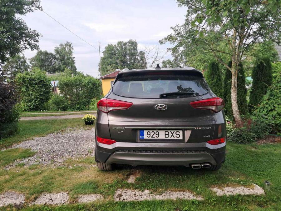 Hyundai Tucson 2015 Narva-Jēsū, ar dzinēja tilpumu 2.00 L un nobraukumu 202 tūkst. km par 12000 €, foto 14 vietnē AUTOMOTO.COM.LV